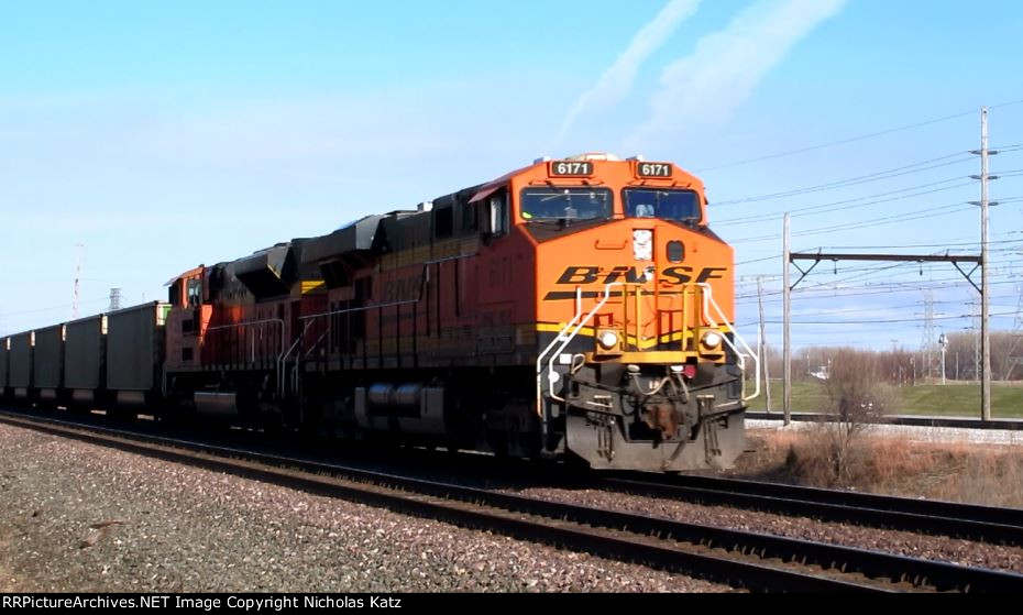 BNSF 6171 & 9235
